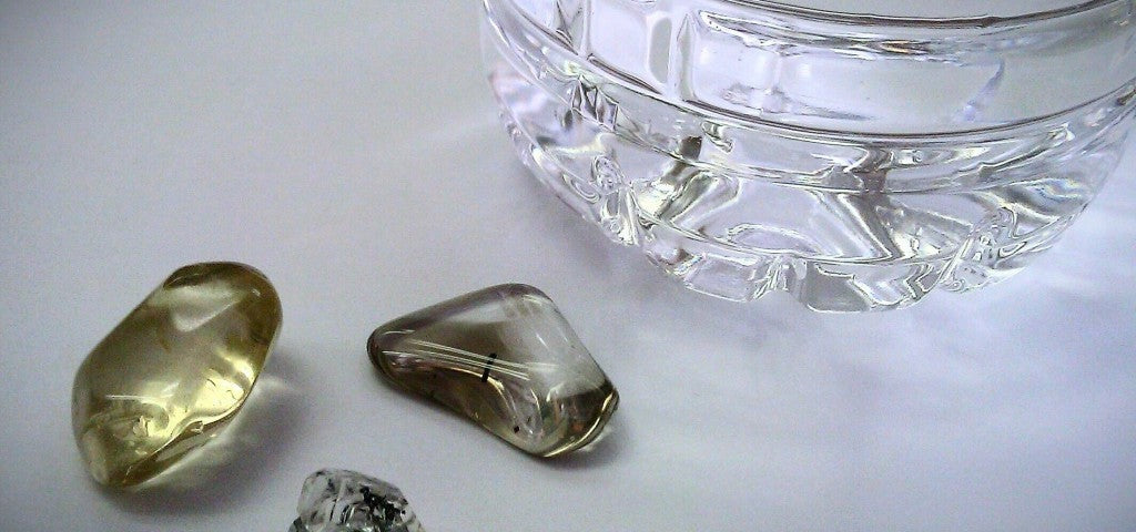 Crystal Water Bottles: The Ultimate Guide to Healing and Hydration